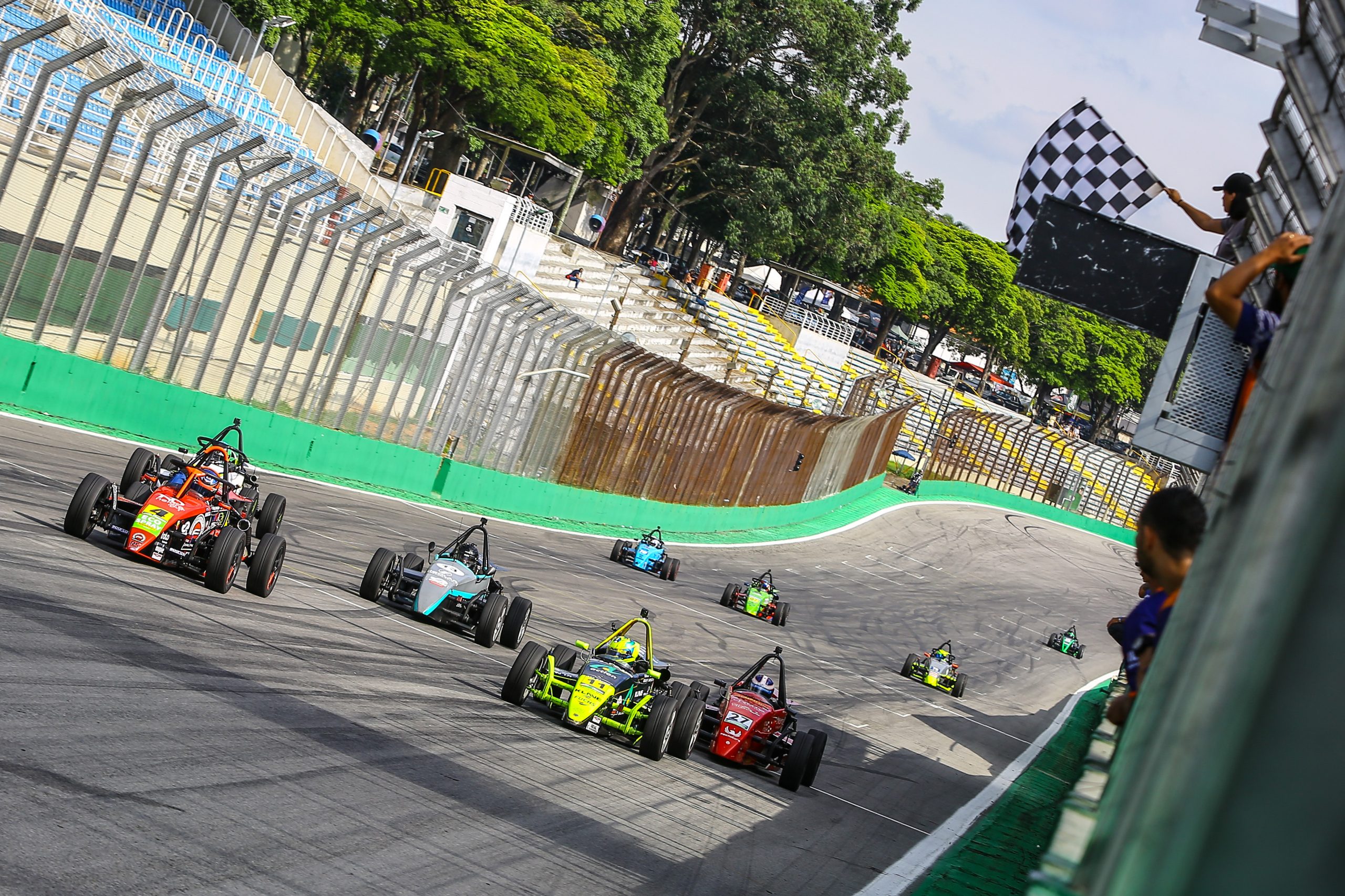 F1600: Maior categoria de fórmula do Brasil abre temporada 2024 como ...